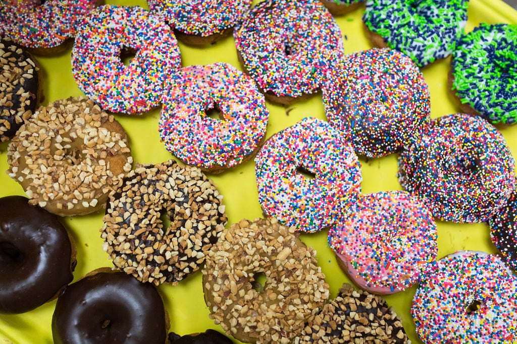 Mixed 1/2 Dozen | Crown Donuts